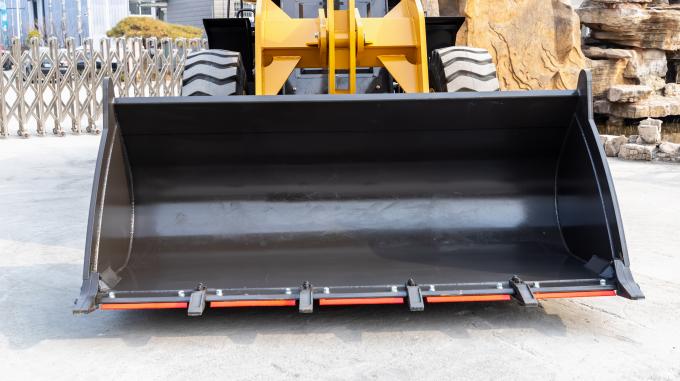 92Kw Compact Backhoe Loader Machine High Performance Easy To Operate
